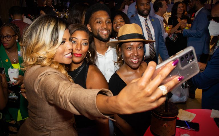 Baltimore Snap – Baltimore's Social Page